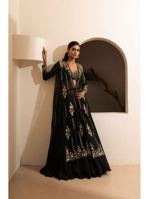 Buy SAISHA Organza Cape Lehenga (Set of 3) Online