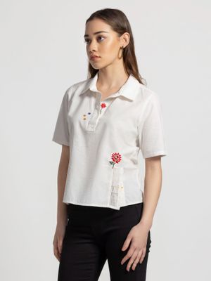 Buy SHAYE Spread Collar White Short Sleeves Casual Top For Women Online
