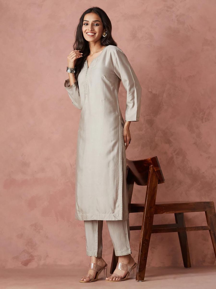 Buy Fabindia Collection At Upto 60% Off Online In India