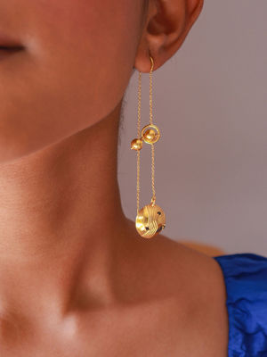 Pipa Bella by Nykaa Fashion Earrings : Buy Pipa Bella by Nykaa Fashion ...
