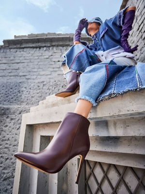 Buy Oroh Adela Brown Casual Boots Online