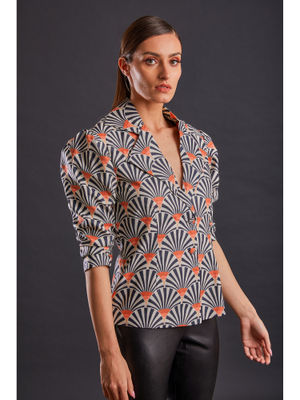 Buy FUGA Curvy Striped Blazer Off White online