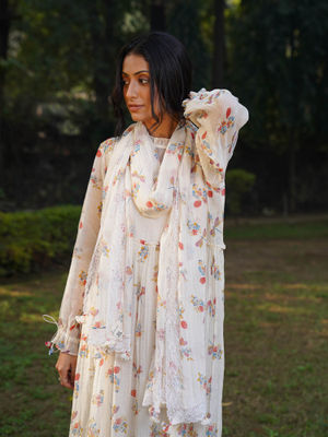 Buy Dhaari by Deepika Handwoven Cotton Silk Dupatta with Lace & Tassels ...