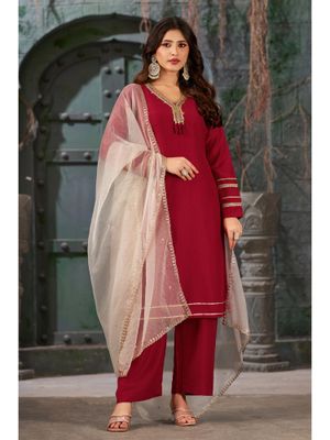 Buy Curvy Lane Plus Size Maroon V-Neck Kurta with Trousers & Dupatta ...
