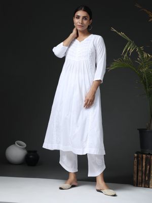 Buy HOUSE OF KARI Hok Chikankari Women Long Kurta White Online