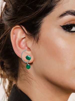 Buy METALM Onyx Green Ear Cuff in Silver for Women Online