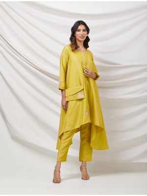 Buy Basanti Kapde aur Koffee Yellow Kurta With Sling Bag (Set of 3) Online