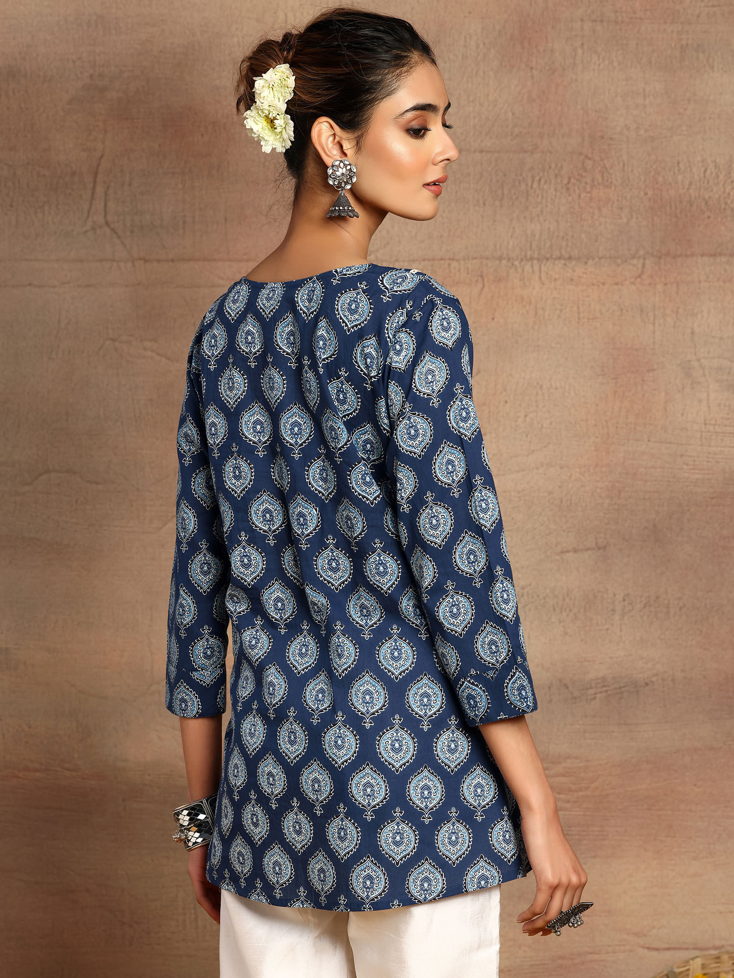 Buy Indya Navy Blue Floral Print Cotton Short Peplum Kurtis Online