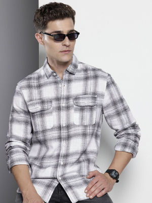 Buy The Indian Garage Co Men Slim Fit White Checked Full Sleeves ...