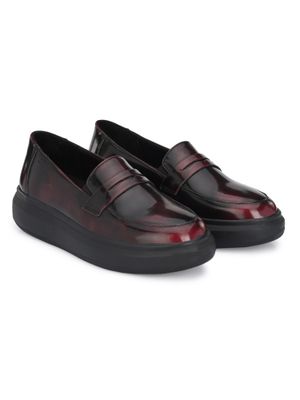 Buy Delize Womens Cherry Burgundy Solid Loafers Online