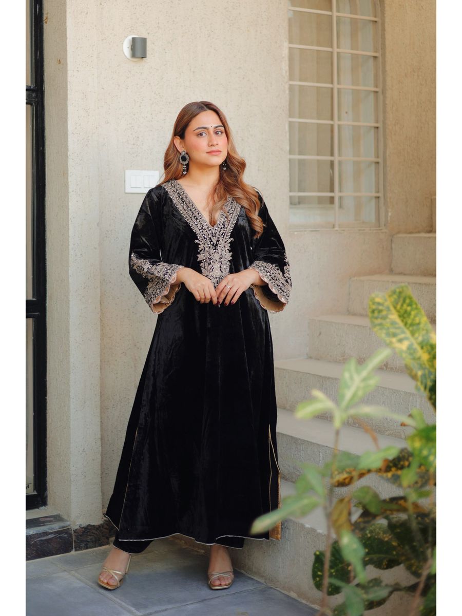 Sheetal Batra - Buy Latest Sheetal Batra Designs Online | Nykaa Fashion