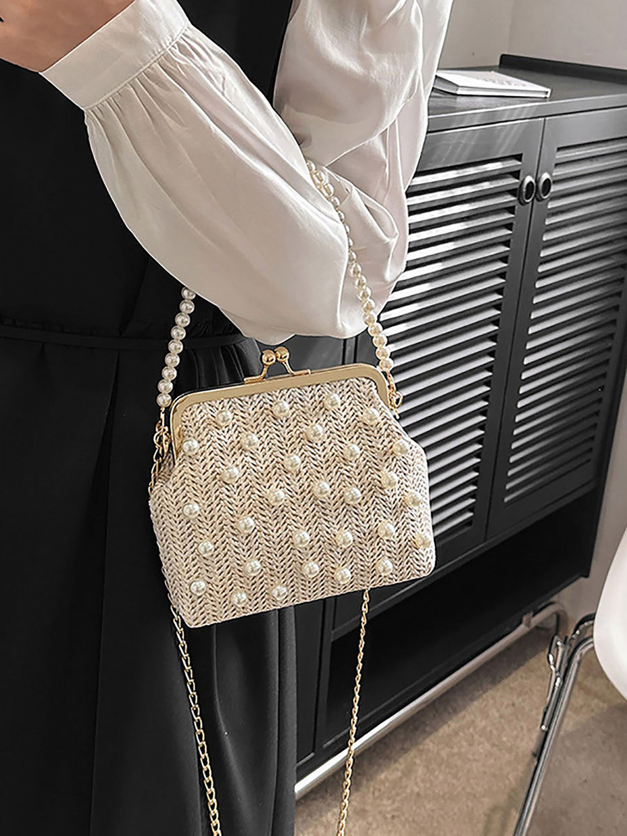 Buy Clutches for Women Online with Classy and Glamorous Designs