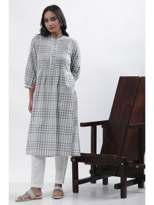 Buy WISHFUL by W Women White Checked Print Cotton Straight Kurta Online