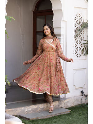 Buy PEHNO'SA Nanda Angarkha Kurta with Churidar & Dupatta (Set of 3) Online