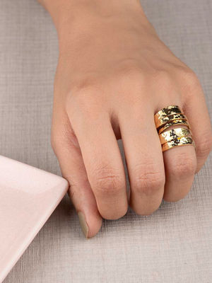 Buy Queen 18Kt Gold Plated Textured Stack Finger Ring online