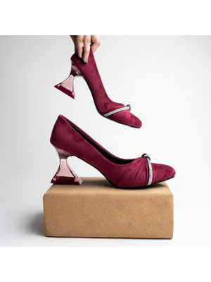 Buy Shoetopia Shoetopia Rhinestone Decor Pointed Toe Stylish Cherry ...