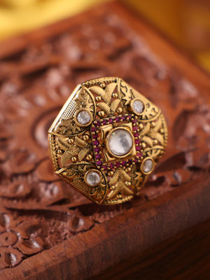 Buy Gossip Classic Emblem Shiny Adjustable Ring Online
