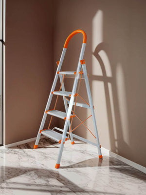 Buy UMAI Apex Series 4 Step Aluminum Ladder - Red Online