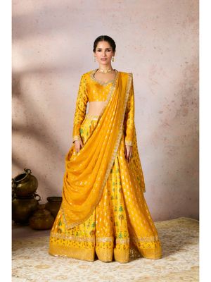 Buy Masaba Yellow Lehenga with Blouse and Dupatta (Set of 3) (XS) Online