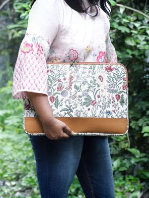 Buy The Clownfish Faux Leather Unisex 17 Inch Tablet Case Laptop Sleeve ...