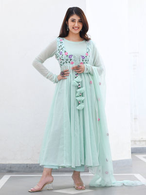 Buy Urbanstree Devaki Suit Set (Set of 3) Online