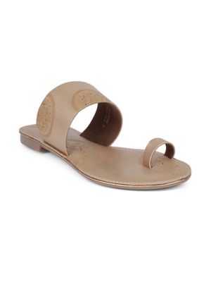 Bata - Buy Latest Bata Designs Online | Nykaa Fashion