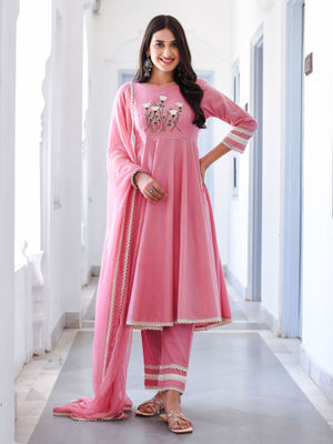 Buy Urbanstree Parpti Suit Set (Set of 3) Online