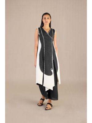 Buy AMPM Naafia Kurta with Palazzo (Set of 2) Online