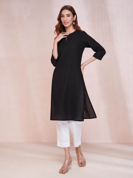 Buy Fabindia Collection At Upto 60% Off Online In India
