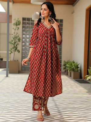 Buy Libas Women Rust Printed Kurta with Pant (Set of 2) (XS) Online