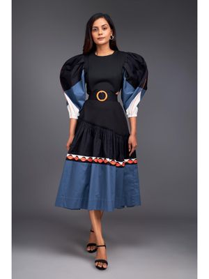 Buy Deepika Arora Colour Block Side Cutout Dress with Belt (Set of 2 ...