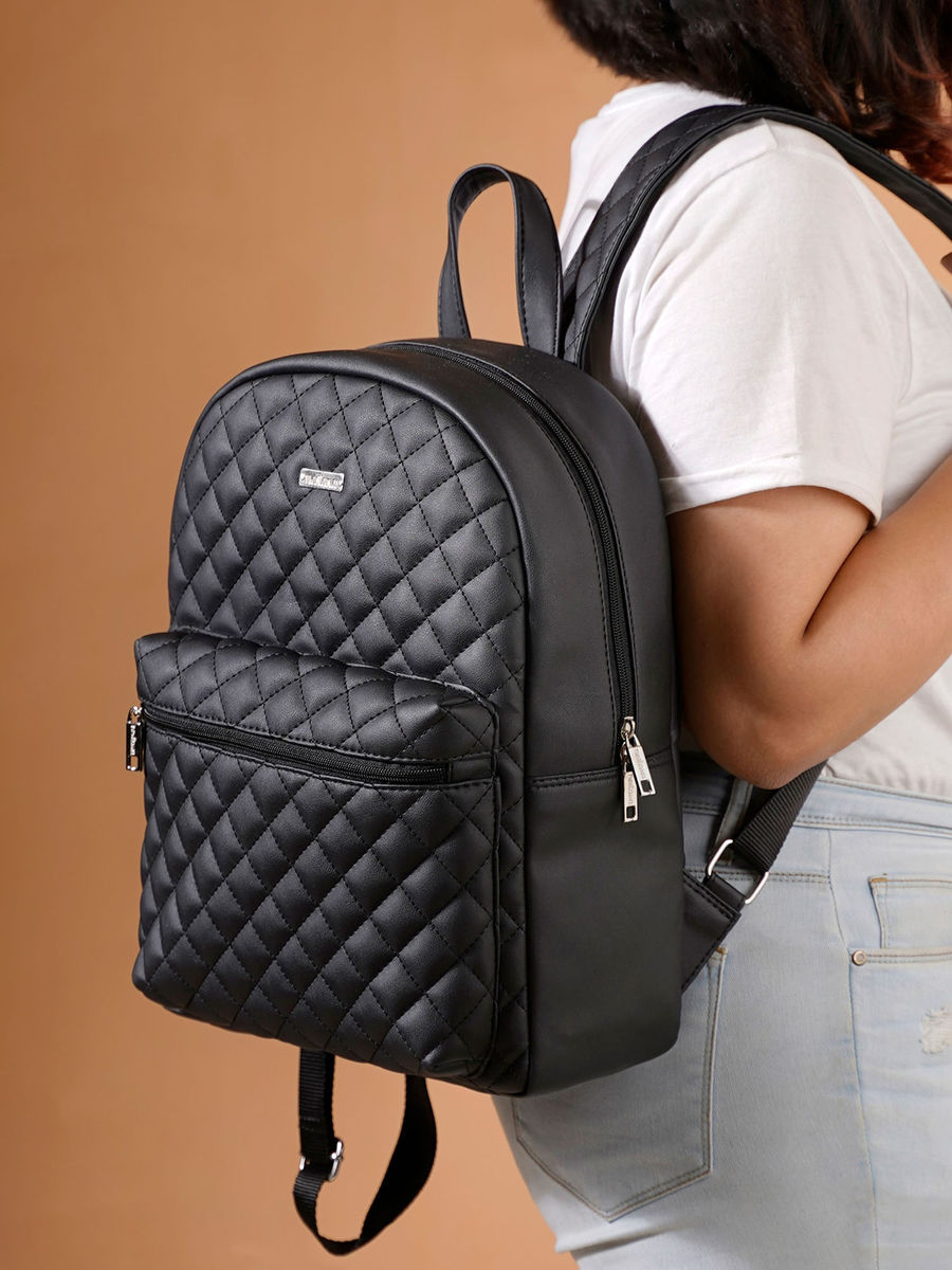Buy Finest Backpacks For Women At Great Prices & Offers