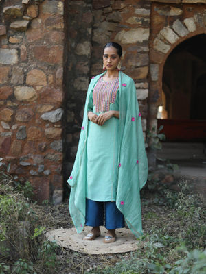 Buy Label Kinjal Modi Chanderi Kurta with Pants and Dupatta-Turquoise ...