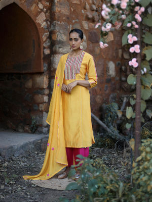 Buy Label Kinjal Modi Chanderi Kurta with Pants and Dupatta-Yellow (Set ...
