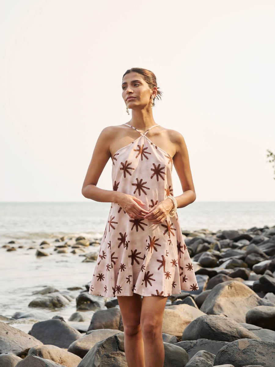 Essgee - Buy Latest Essgee Designs Online | Nykaa Fashion