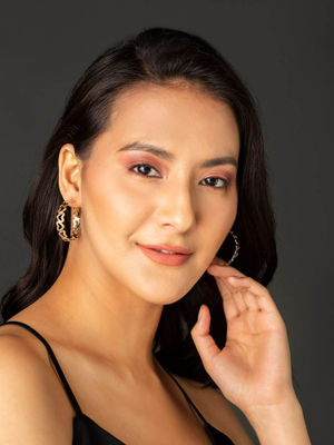 Buy PRITA Heart Knit Gold-Plated Hoop Earrings Online