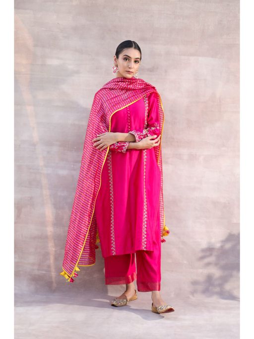 Label Mansi Nagdev - Buy Latest Label Mansi Nagdev Designs Online ...