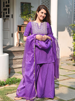 Buy Urbanstree Tara Suit Set (Set of 3) Online