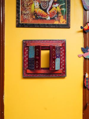 Buy Ekhasa Hand Painted Wooden Jharokha Window(Ekjhwd-02Tlw1-Mc) Online