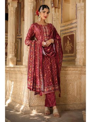 Buy Scakhi Rust Velvet Floral Jaal Kurta with Pant with Dupatta (Set of ...
