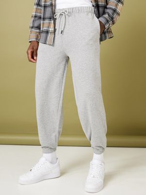 Buy Styli Light Grey Relaxed Fit Jogger With Elasticated Cuff Detail Online