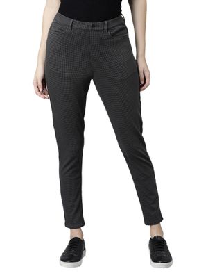 Buy Go Colors Women Black Textured Mid Rise Jeggings Online