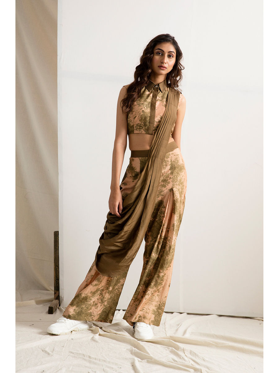 Buy Pre Draped Sarees Online with Classy and Easy to Wear Designs