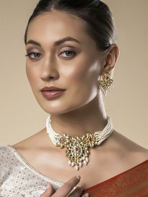 Yellow Chimes Jewellery Sets : Buy Yellow Chimes Gold-Plated Gold-Toned ...