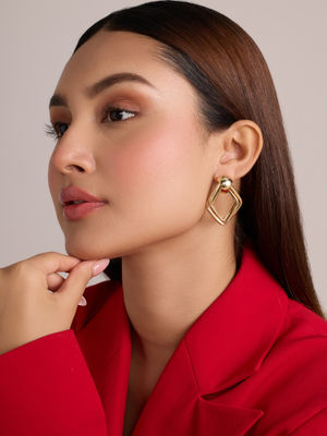 Buy Pipa Bella by Nykaa Fashion Gold Square Shaped Stud Earrings Online