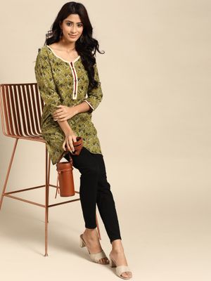 Buy Rangmayee Women Green & White Sanganeri Block Print Straight Kurti ...