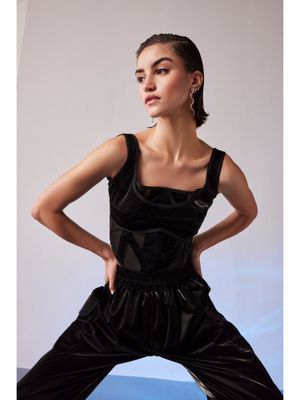 Buy The Dapper Lady Tokyo Black Solid Top Online