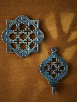 Fabindia Wall Decor : Buy Fabindia Nakkashi Antara Set - Diya & Hanging ...