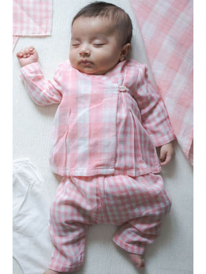 Buy TIBER TABER Charming Checks Flexi Kimono Jhabla & Two Pants- Pink ...