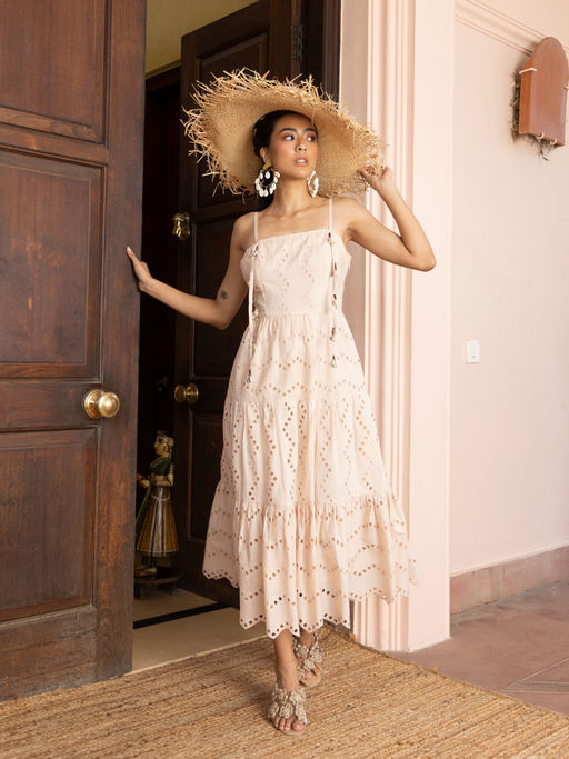 Essgee - Buy Latest Essgee Designs Online | Nykaa Fashion